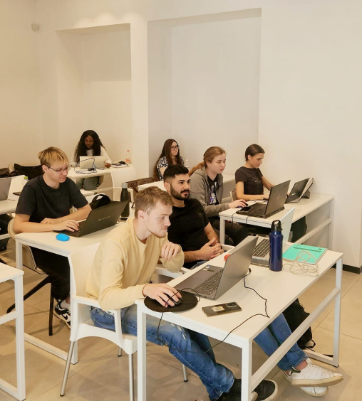 Hi-tech Pioneers - לאופק